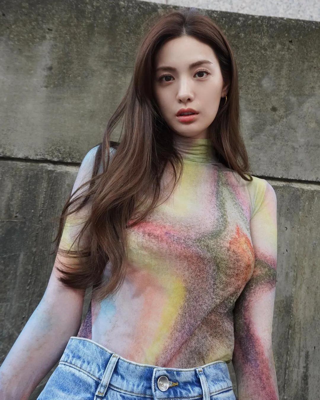 Lin Zhenna: Issue 8 - iNEWS