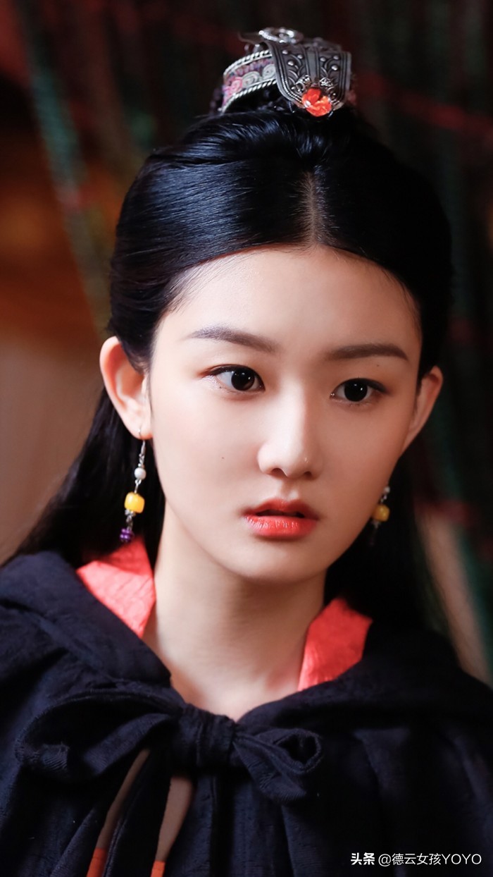 Mrs. Hu Zhu Liu Liu-Yuan Yuxuan made her debut a long time ago, so it's ...