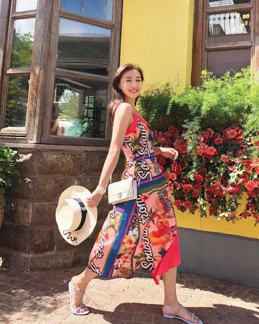 He Wenna, who has been married, is still the beautiful trampoline ...