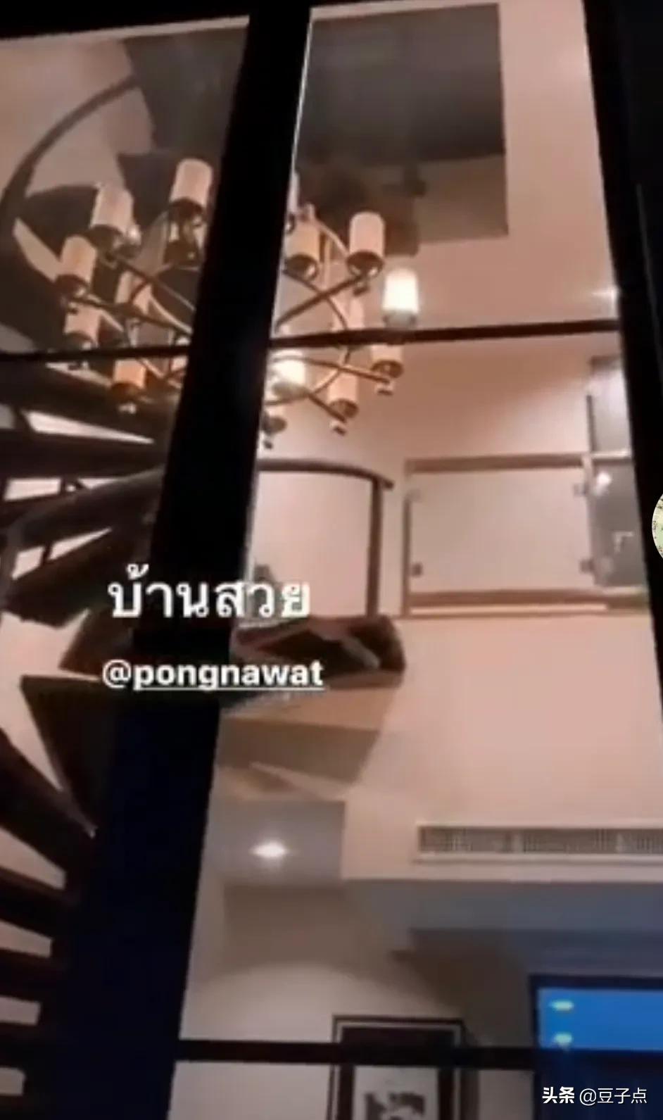 Thai Star Pong Starlight Villa is full of artistic exposure, and Na confessed that his ...