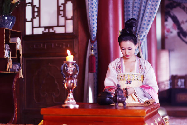 Su Qing: Made by beautiful women, beautiful women are picturesque and ...