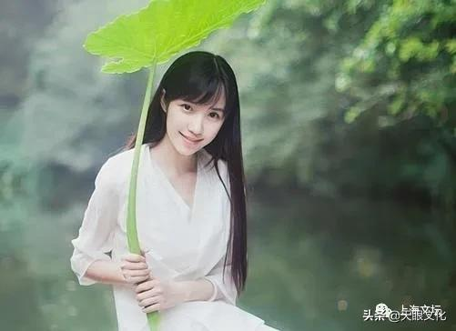 Prose "Pureness Should Be the Place to Look Back" Fei Xin Chunzi - iNEWS