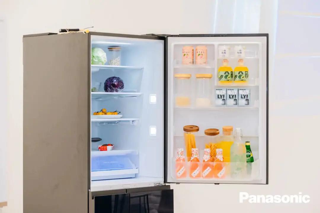 Panasonic's first smart voice refrigerator E452 series first test on ...