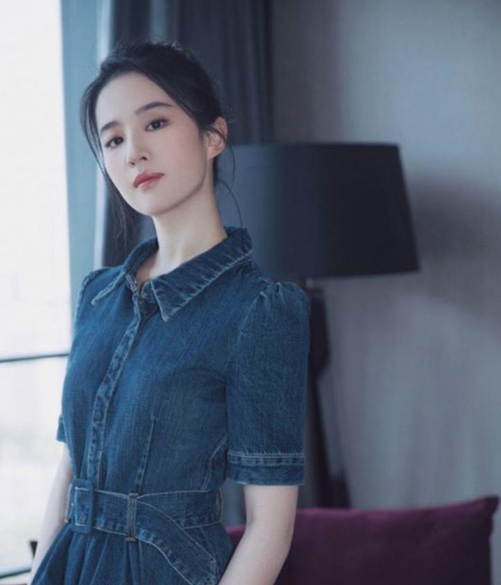 Yang Ying, Yang Mi, Dilireba, Zheng Shuang, Liu Yifei, Fan Bingbing ...