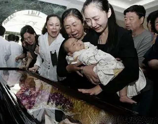 Cong Fei: After adopting 37 people, the husband and wife passed away ...