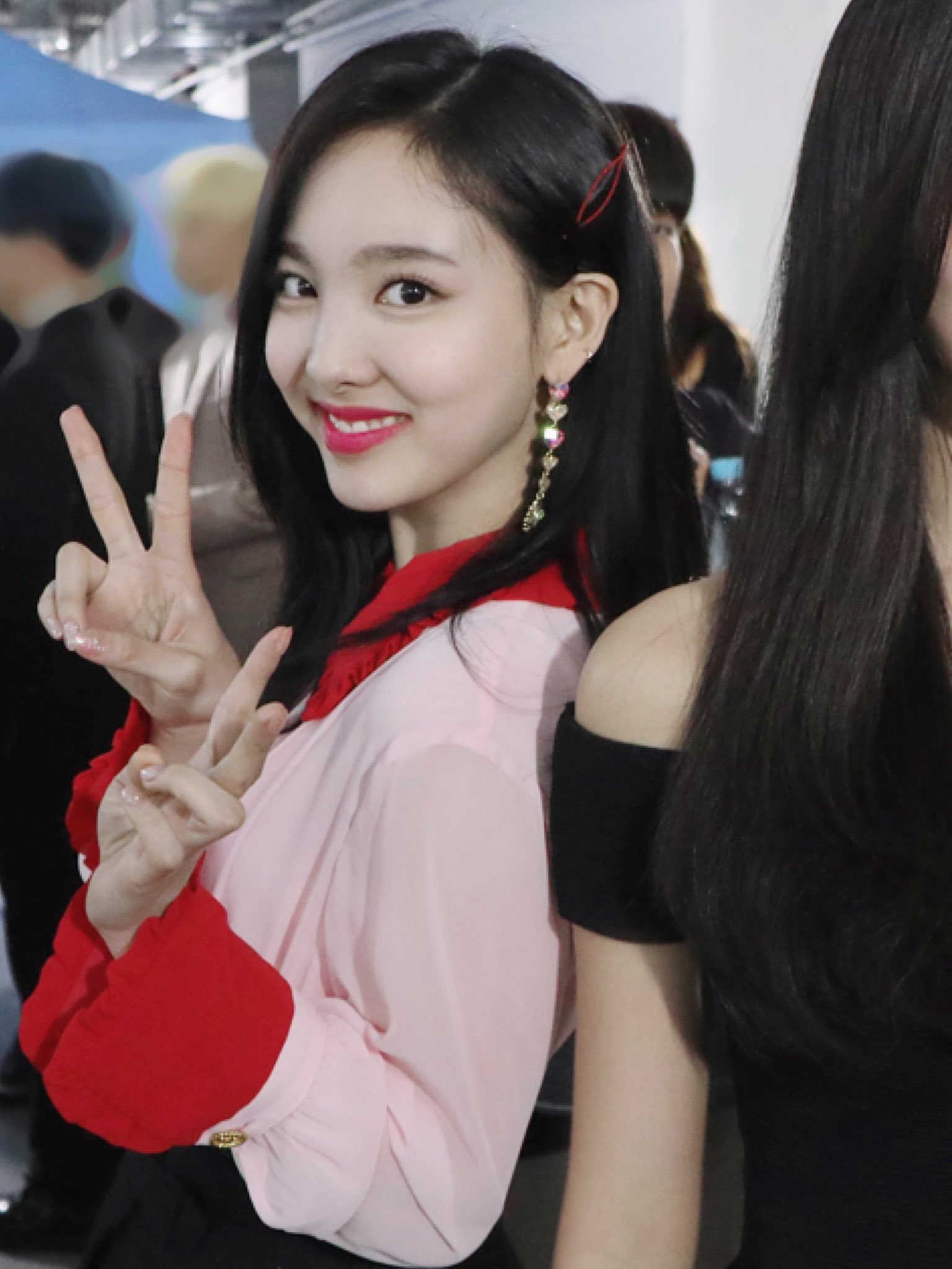 The three major women's teams face each other, and TWICE's appearance ...