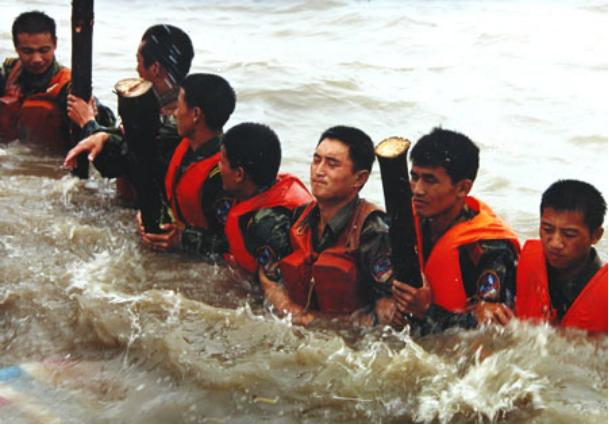 How tragic was the flood fighting in 1998?The People's Liberation Army ...