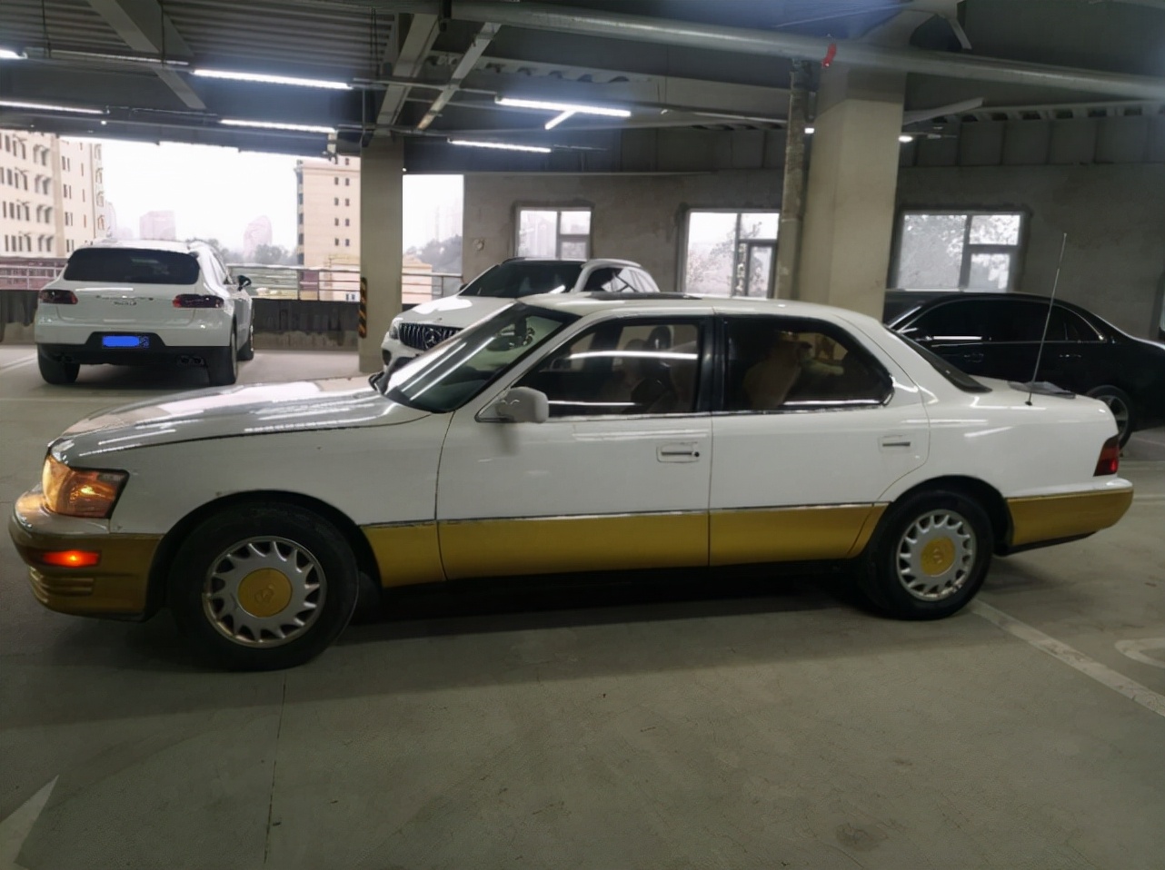 The guy reveals his father's car when he was young-89 Lexus LS, 500,000 ...