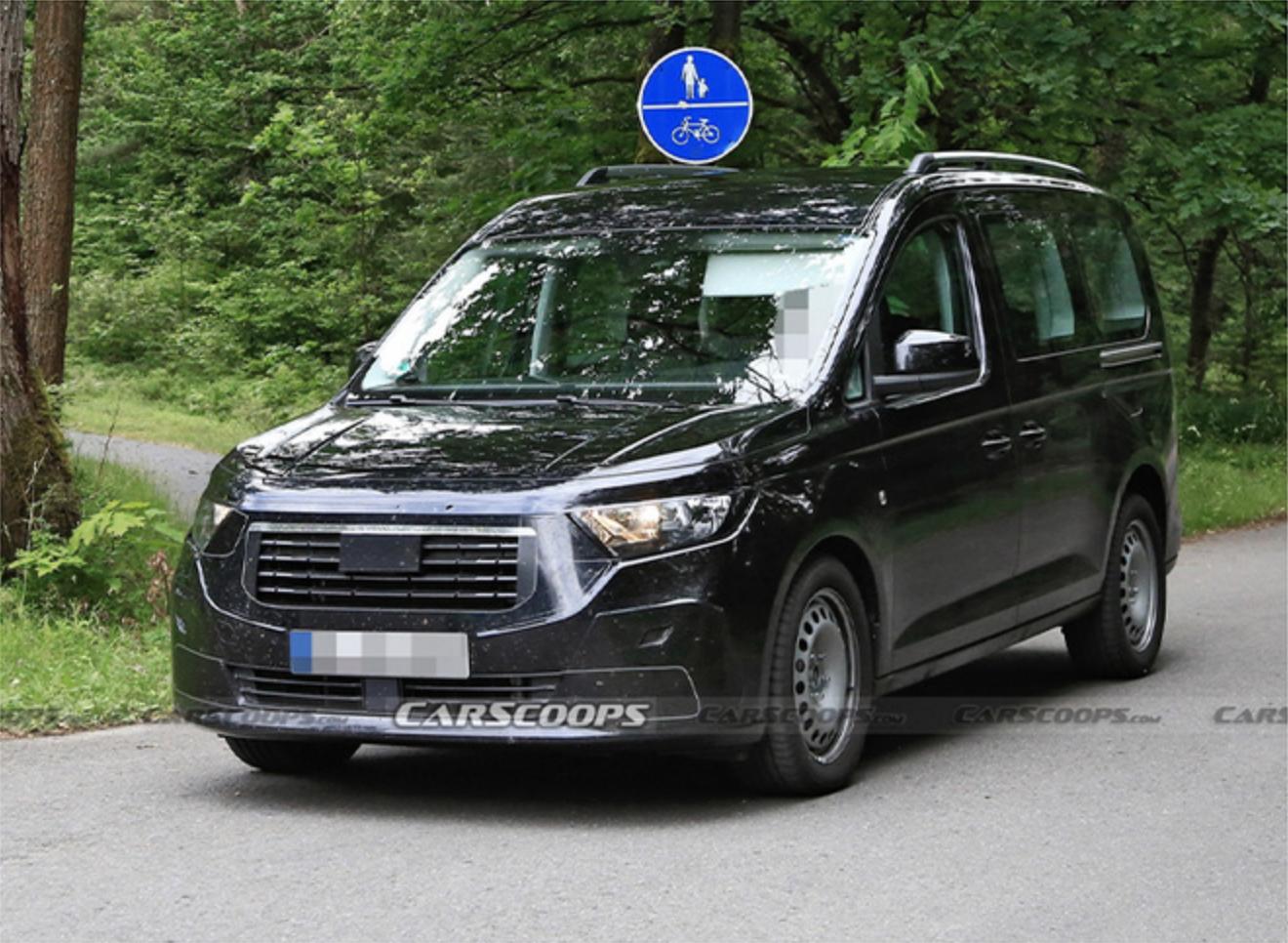Ford's new MPV based on the Volkswagen MQB platform equipped with ...