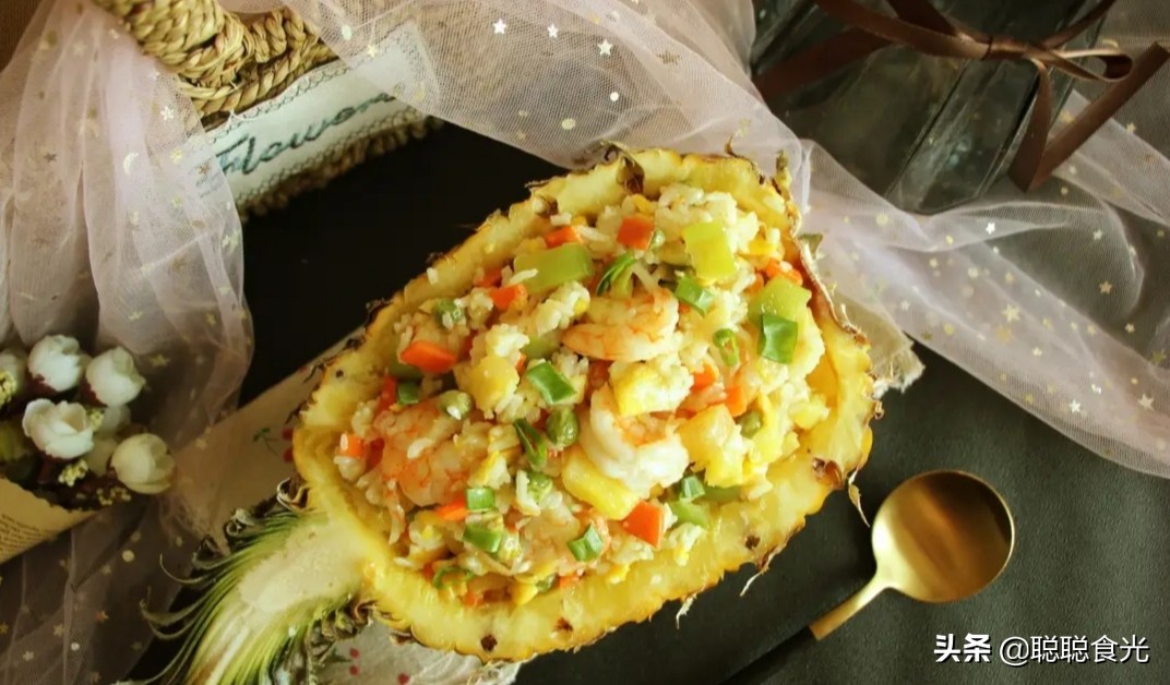 Don't just soak pineapple in salt water, learn these 6 ways to eat it ...