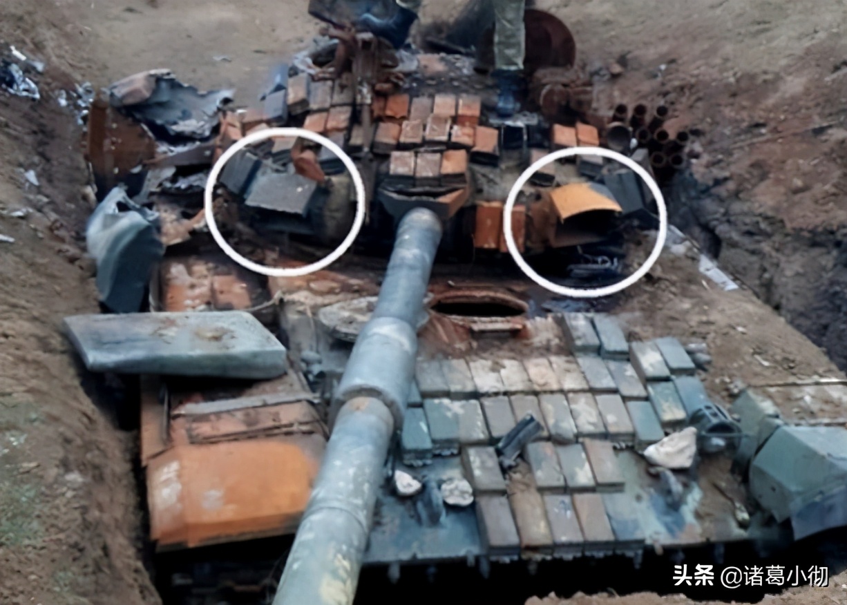 Why is the "red eye" sign of Russian tanks gone? Is it just a display ...