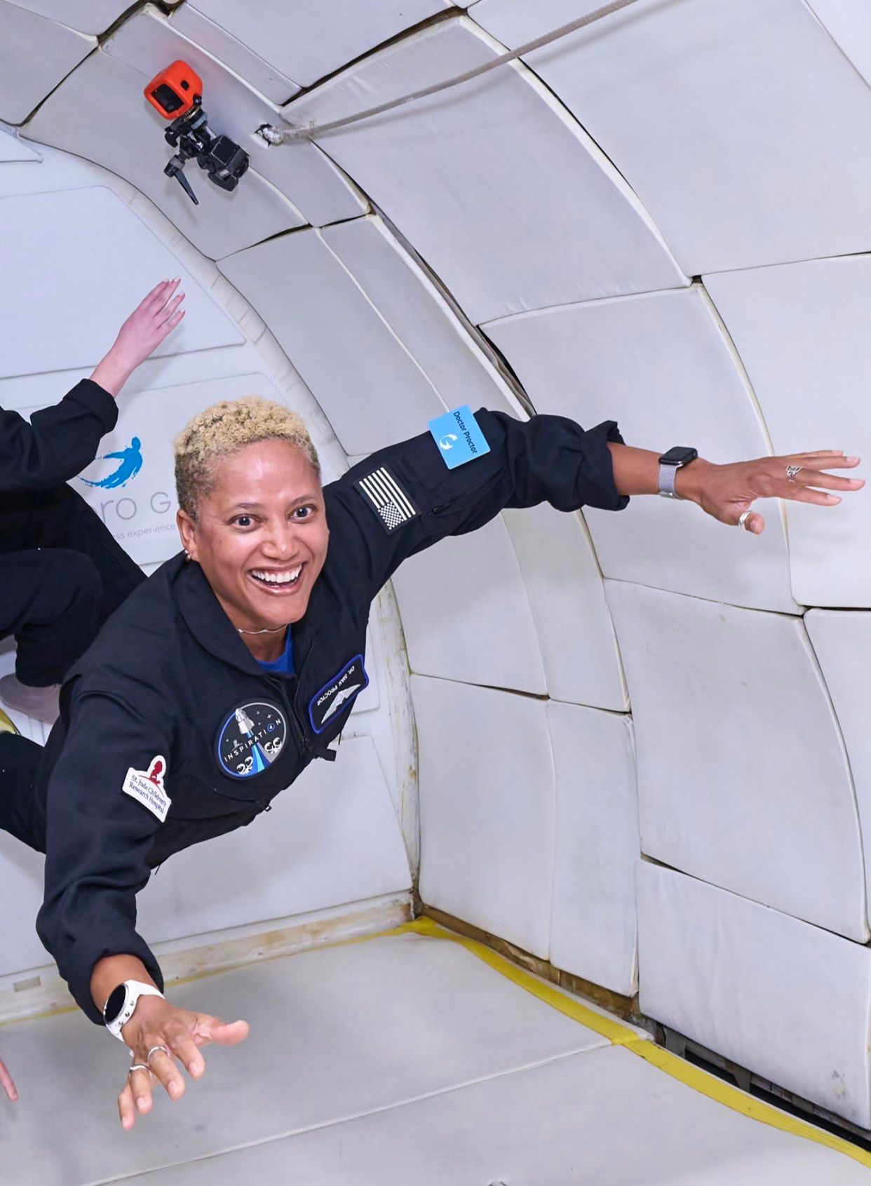 SpaceX "Inspiration 4" astronauts conducted zero-gravity training to ...