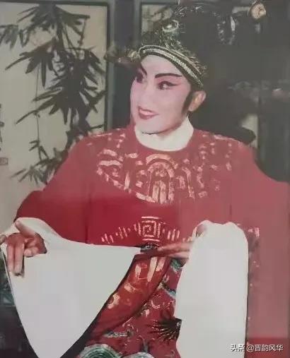 Introducing Jin Opera Xiaosheng actor Song Yunxian - iNEWS