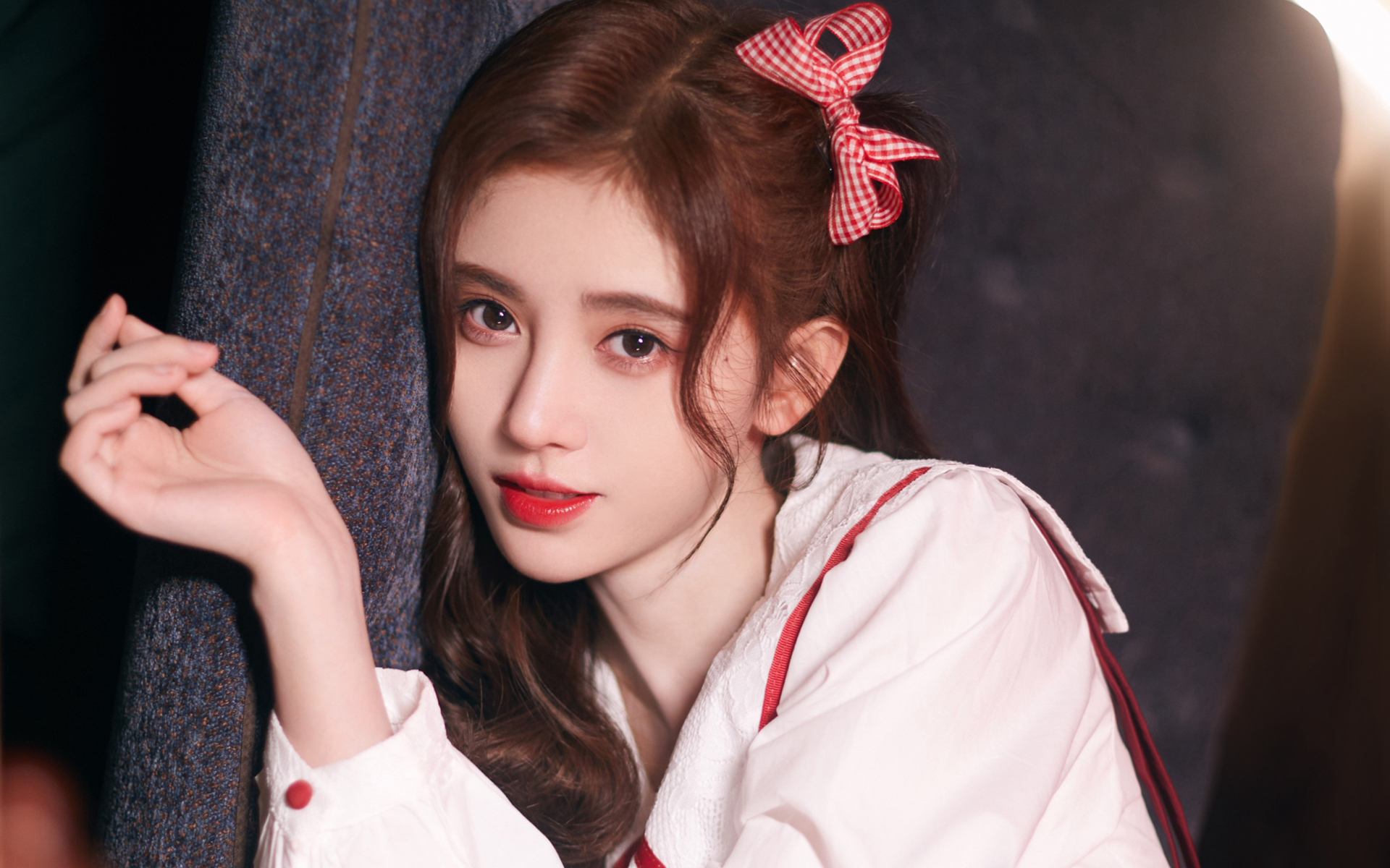 Entertainment Comments: Yang Yang, Ju Jingyi, Wu Lei, Chen Zheyuan, Ma Tianyu, Hu Yitian - iNEWS