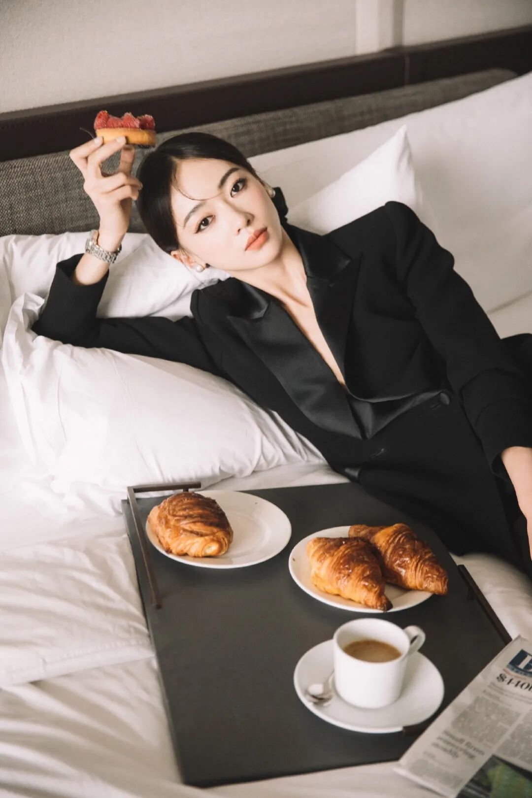 Tang Yan Qiu Ze is back? - iNEWS