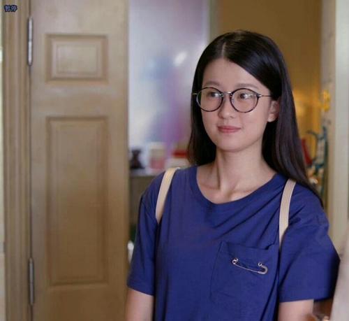 "Ode to Joy" Qiao Xin wore a "bath towel" on the red carpet and was ...