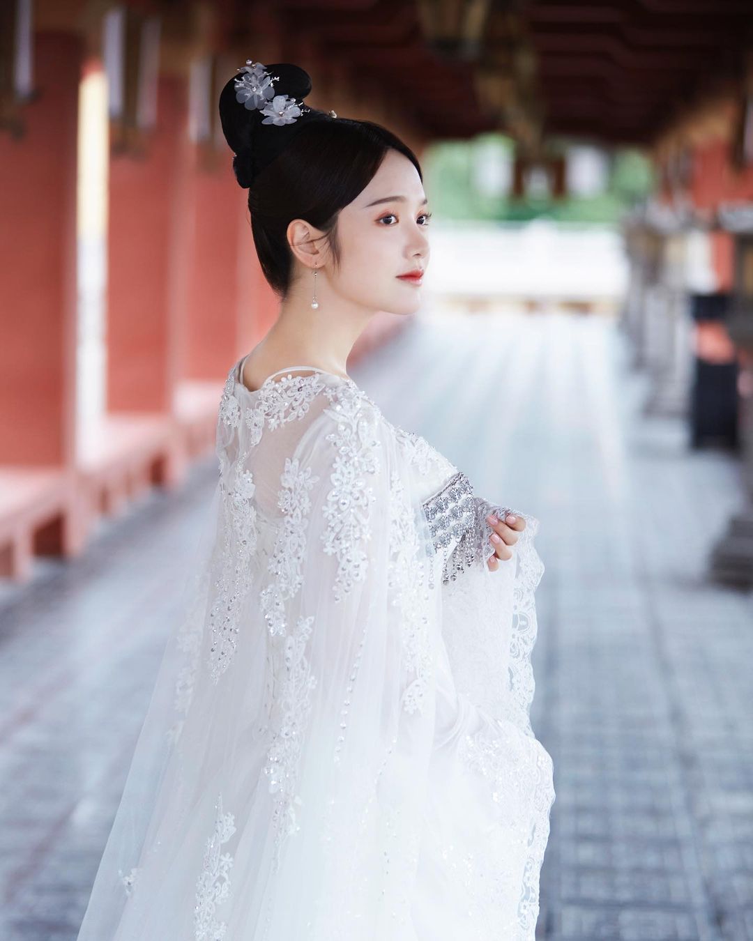 The "most fierce" in history Huang Rong - iNEWS