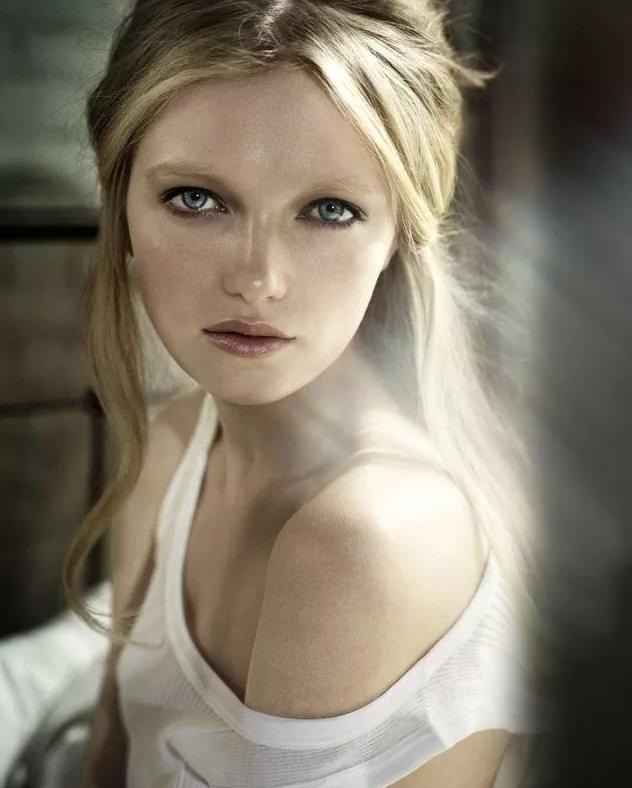 The first generation of supermodels in the 21st century, a "legend" in ...