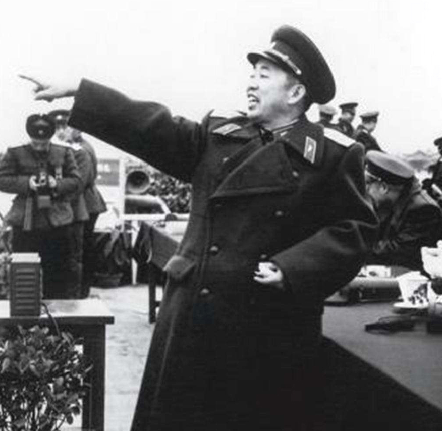 In 1956, Mao Zedong's special plane lost contact with the ground for ...