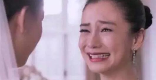 I laughed!The lowest level of an actor's crying scene, it is so ugly ...