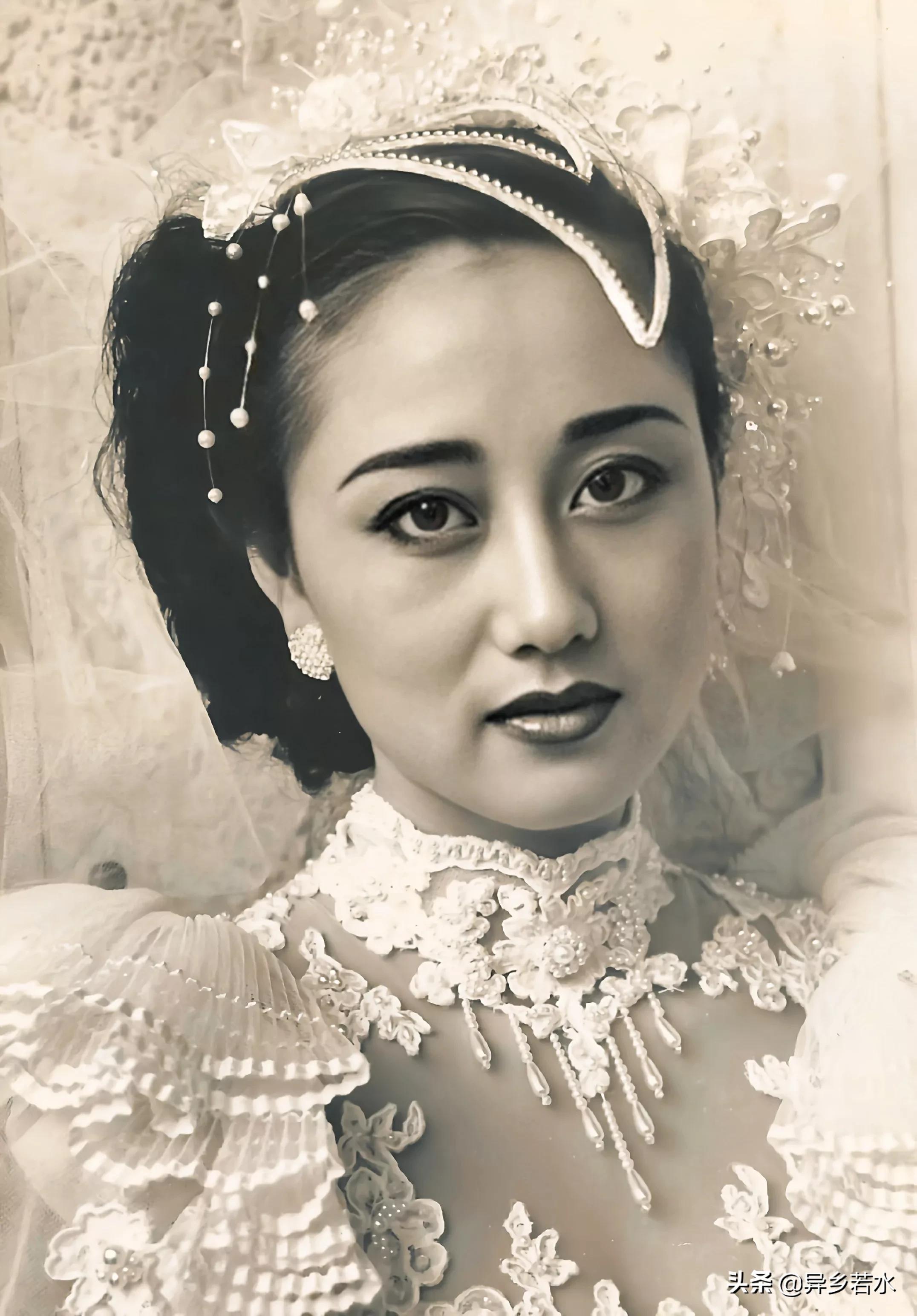 Photo of "Miss Asia" Li Zhi - iNEWS