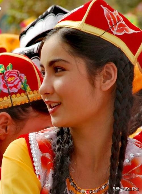 There is a good place in Xinjiang called Kazanqi, where the girls are ...