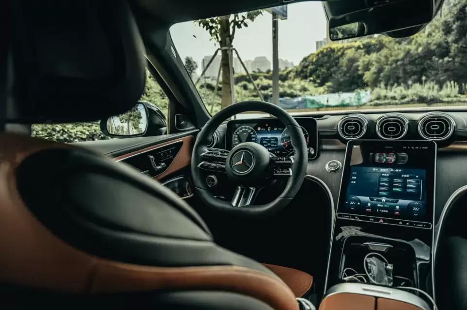 Vehicle interior and exterior decoration engineers comment on the new ...