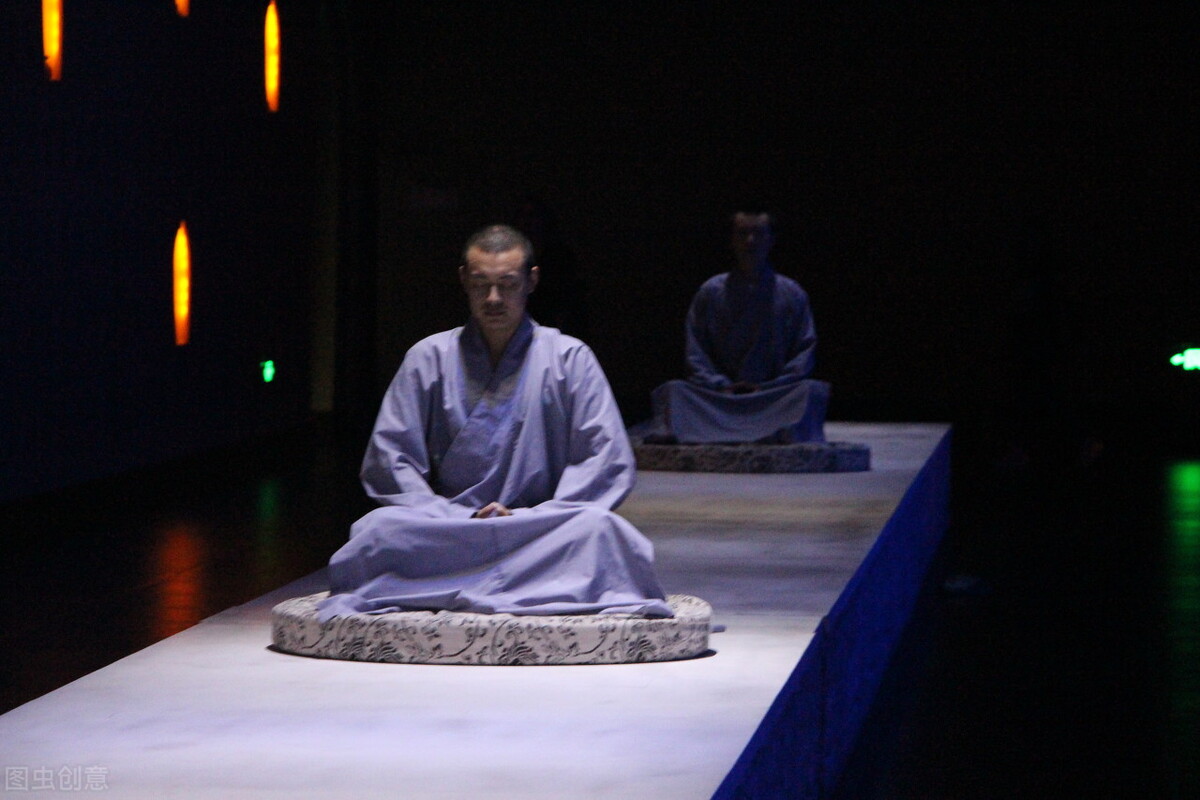 Monk: If a person is strong, there must be signs. A strong person often ...