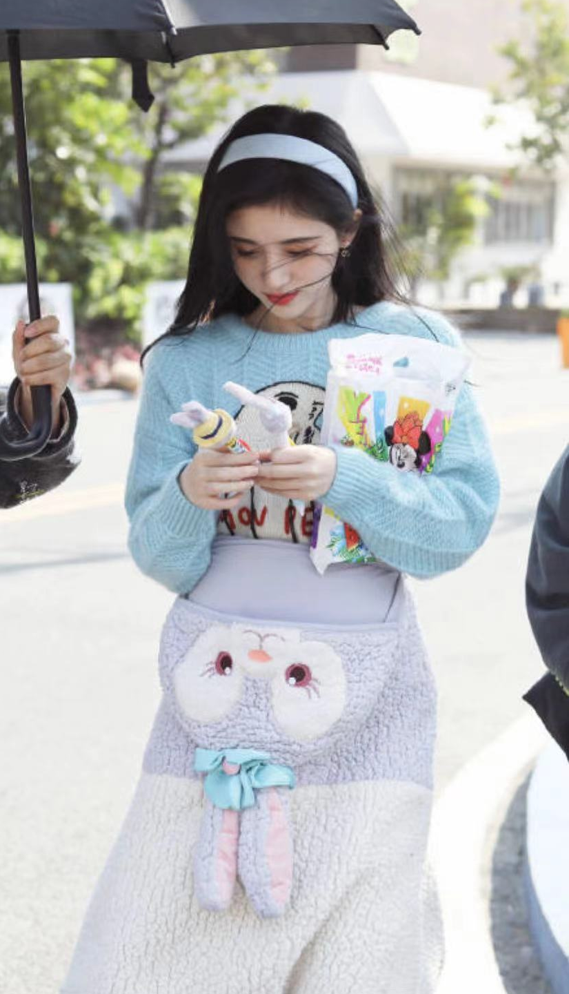 Ju Jingyi also suspected of wearing fakes, and Yang Mi's shirt was ...