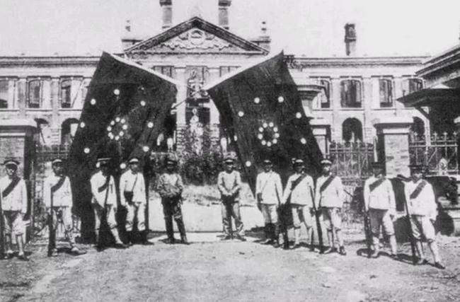 How did women participate in the Revolution of 1911 110 years ago? - iNEWS