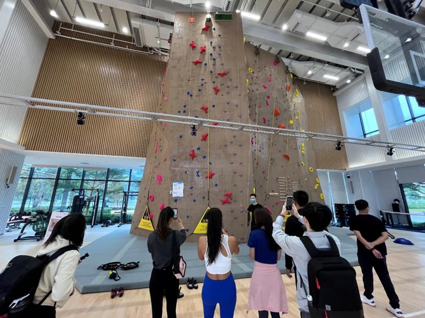 Enjoy the fun of rock climbing, Huawei Sports Health Science Laboratory ...