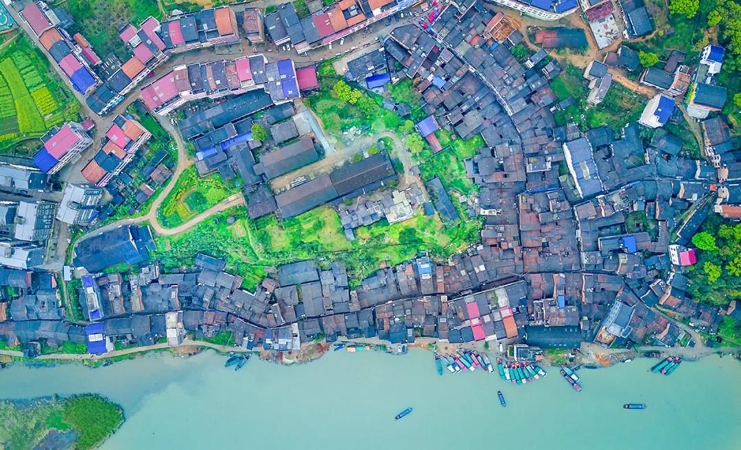 Drunk beauty in Hengyang-the ancient town of grass city in Hengdong - iNEWS
