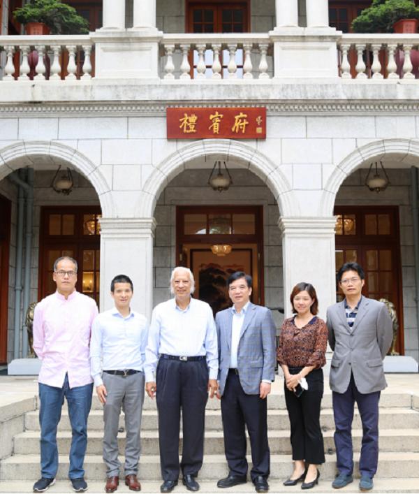 Xiong Delong was adopted by a Chinese couple and loved China all his ...