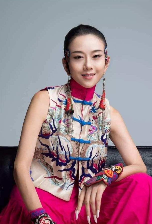 Yang Liping is no longer gorgeous, and the private palace is ...