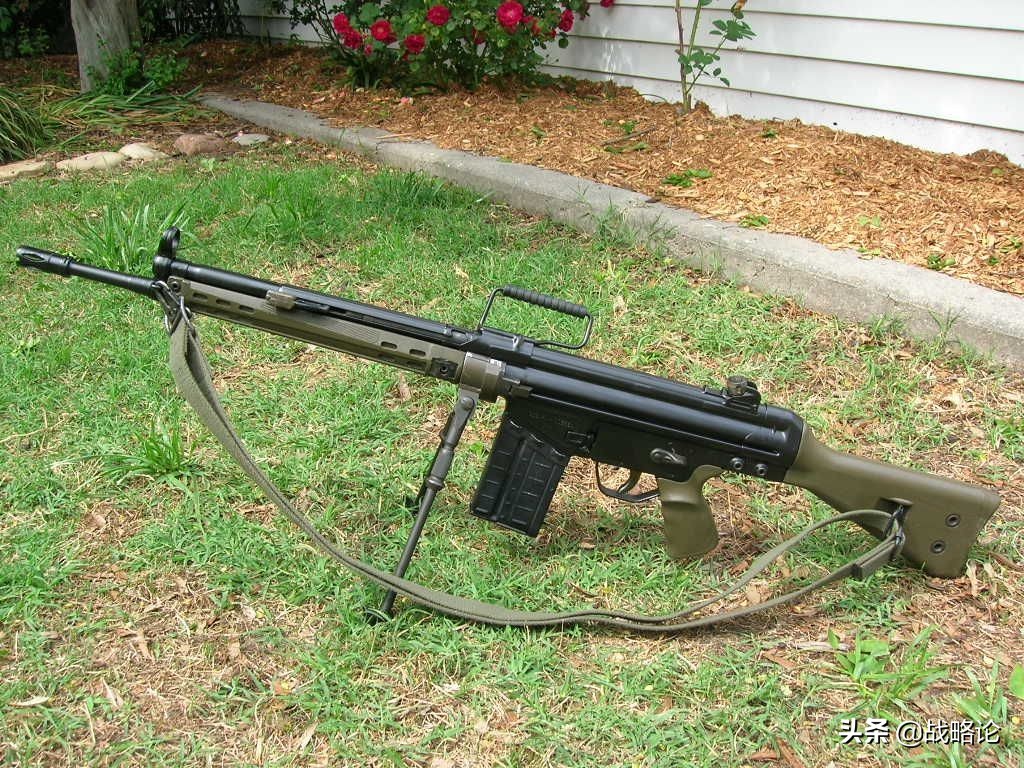 After the war, Germany developed an assault rifle. After being squeezed ...