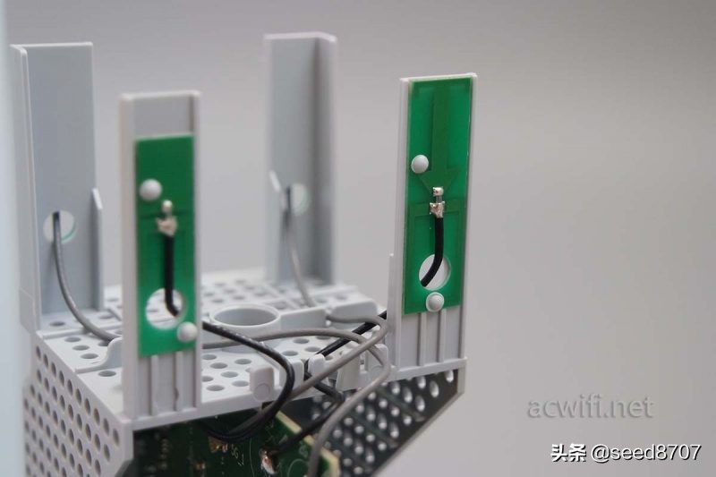 360's first WIFI6 wireless router teardown - iNEWS