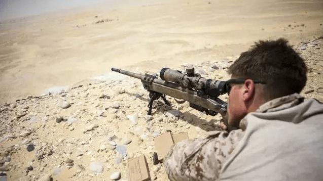 U.S. soldiers test-fired M107 sniper rifle with a range of 2000 meters ...