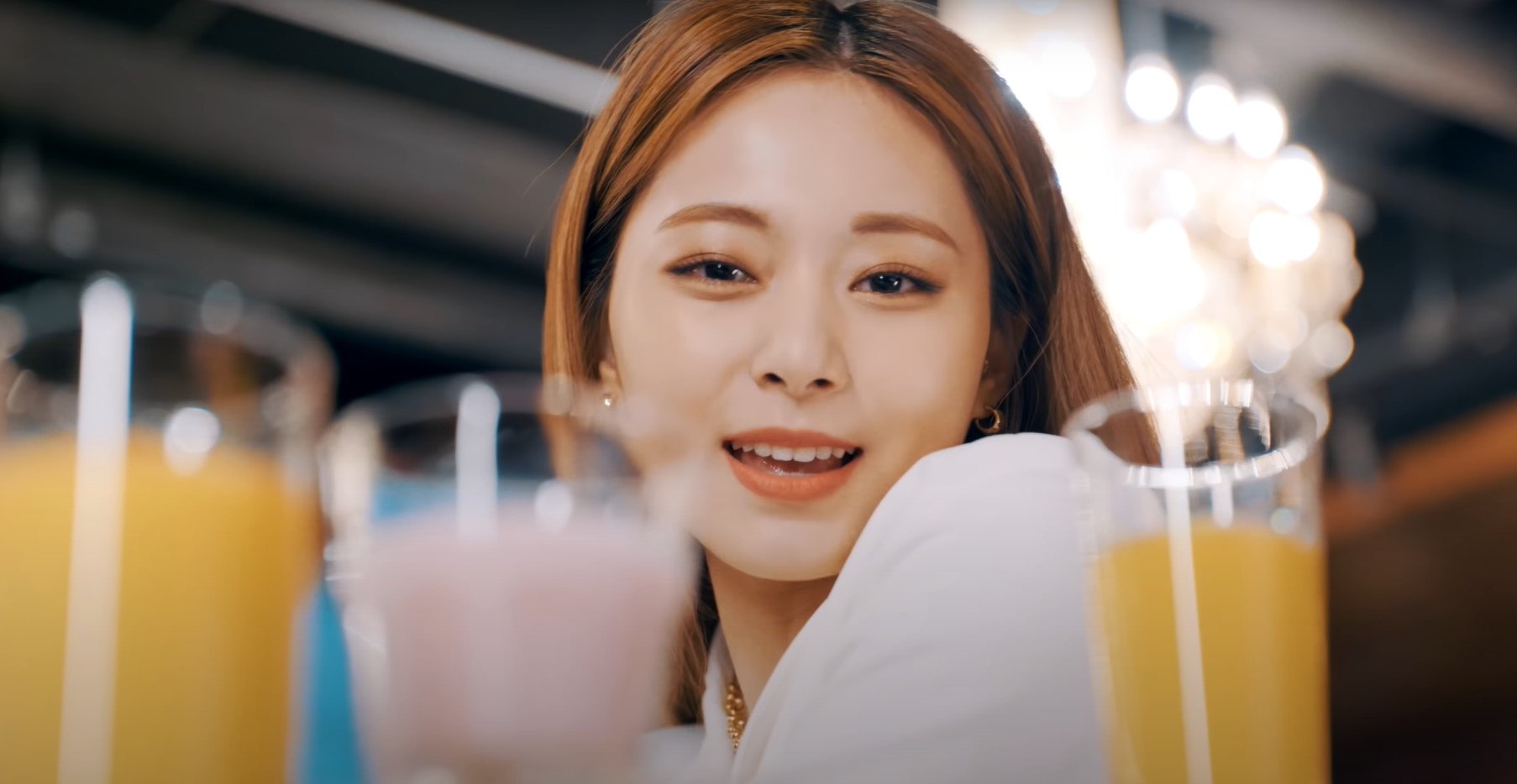 Zhou Tzuyu is so beautiful, it's a heartbeat feeling - iMedia