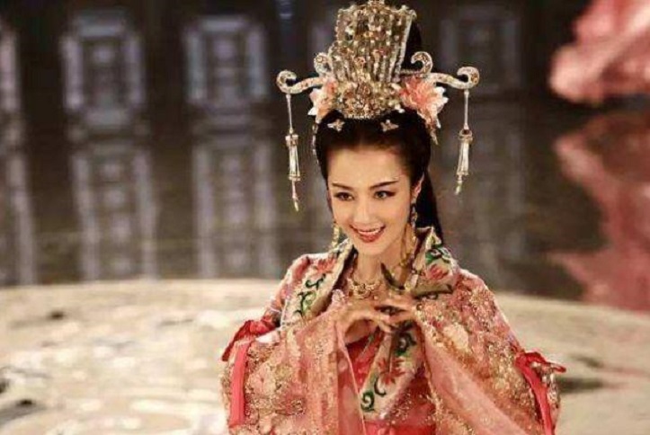 The emperor pretended to be blind for three years, and the empress ...