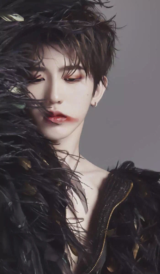 A teenager who has made C debuts, Cai Xukun has become a top-notch, and ...