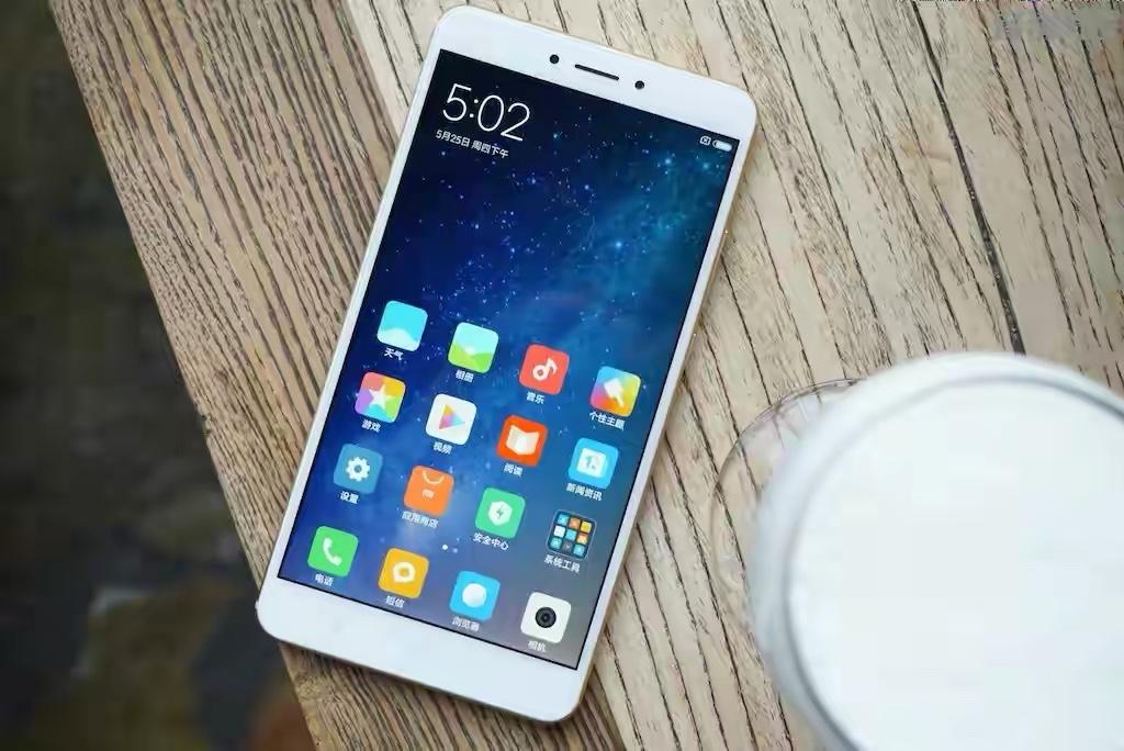 Mi Max 5 will be released at the end of the year!7.2 inches +7000mAh, rice noodles are waiting ...