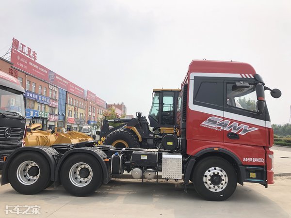 Equipped with Deutz engine, wide-body flat-floor cab, real shot of ...