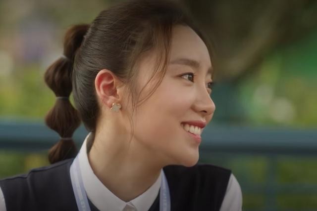 "True Detective of Lies": Lin Youyou in "Only Thirty" is really ...