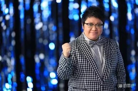 Han Hong: 6-year-old father died, 9-year-old mother remarried, grandma ...