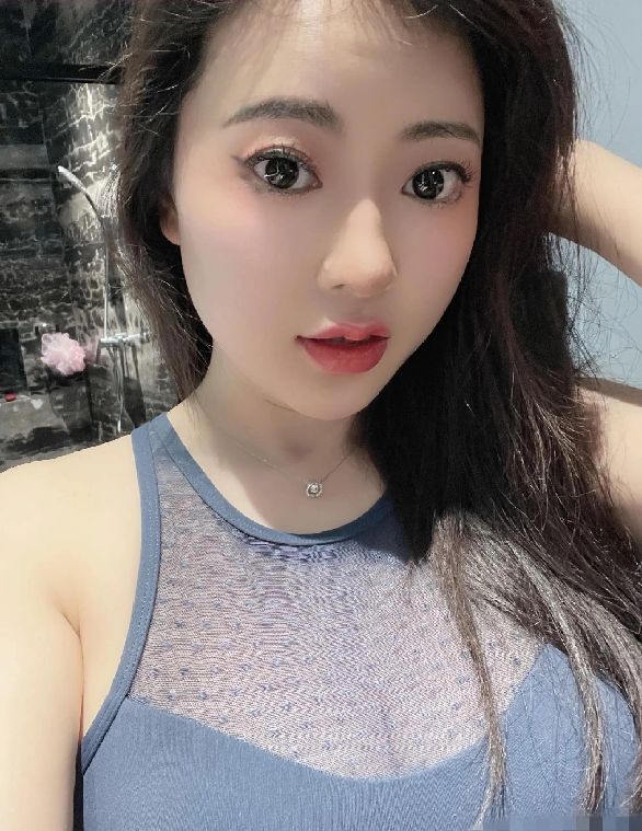 Jiang Pingting-Beautiful Stunner - iNEWS