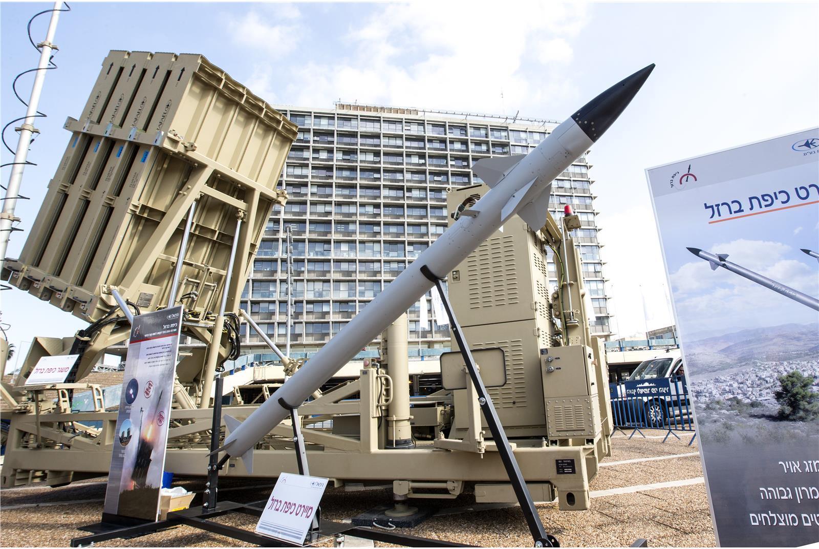 Chinese drone swarm operations, leading the world in actual combat, a ...