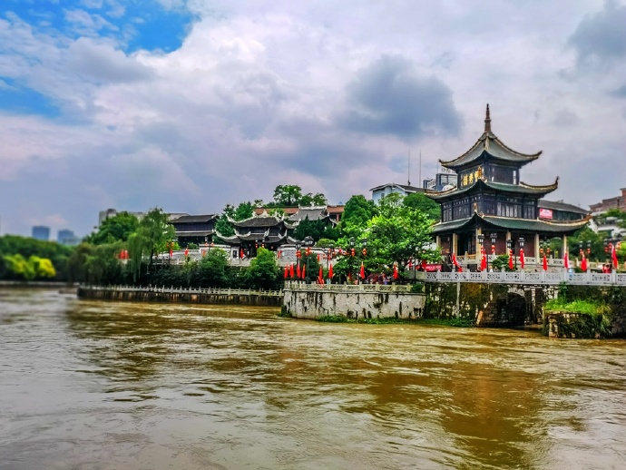 Jiaxiu Tower is one of the top ten famous buildings in China. It is a ...