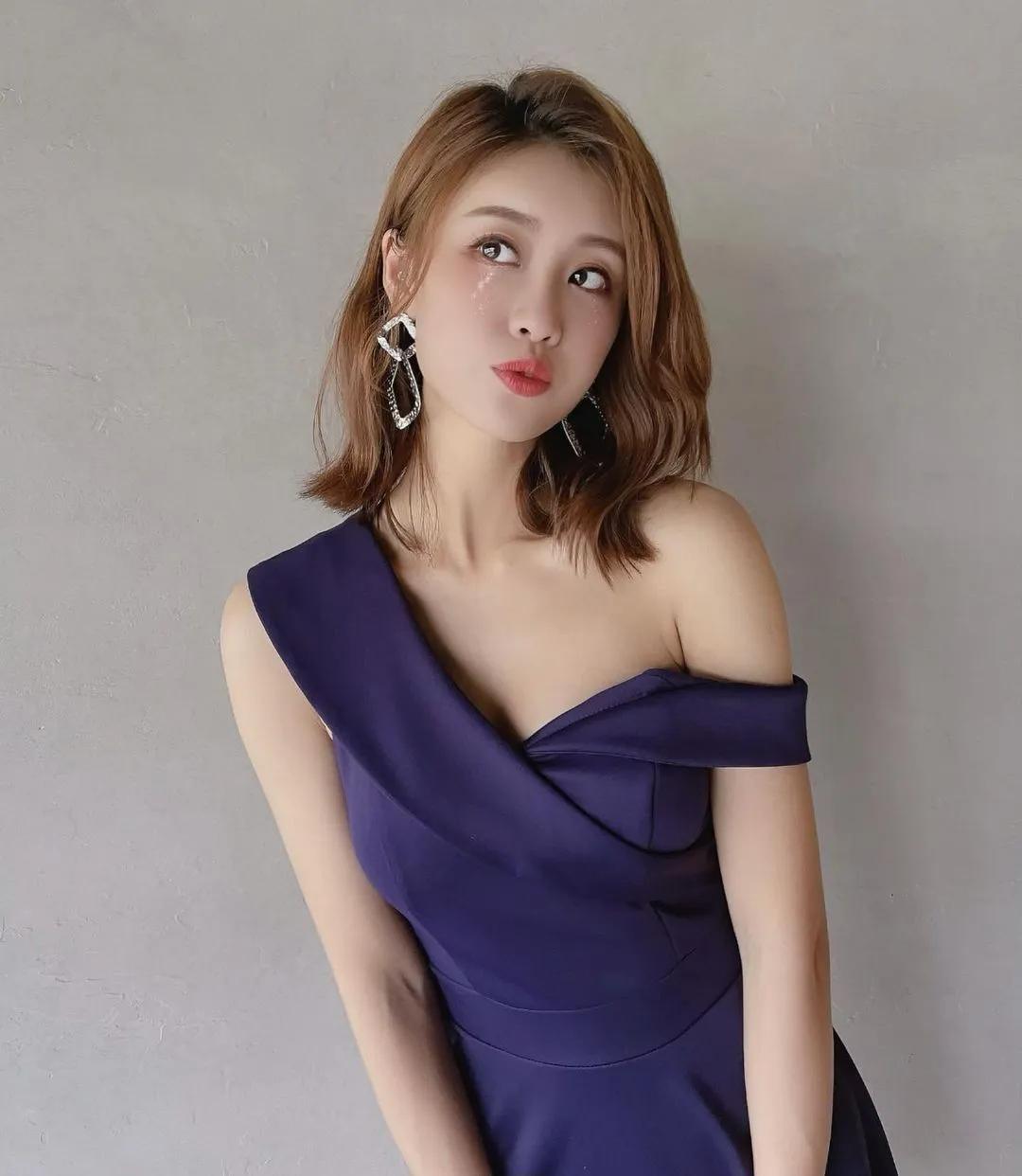 Beautiful actress Lin Zhenyi, Qing Luo Xiaofan Bai Lanhua, slender ...