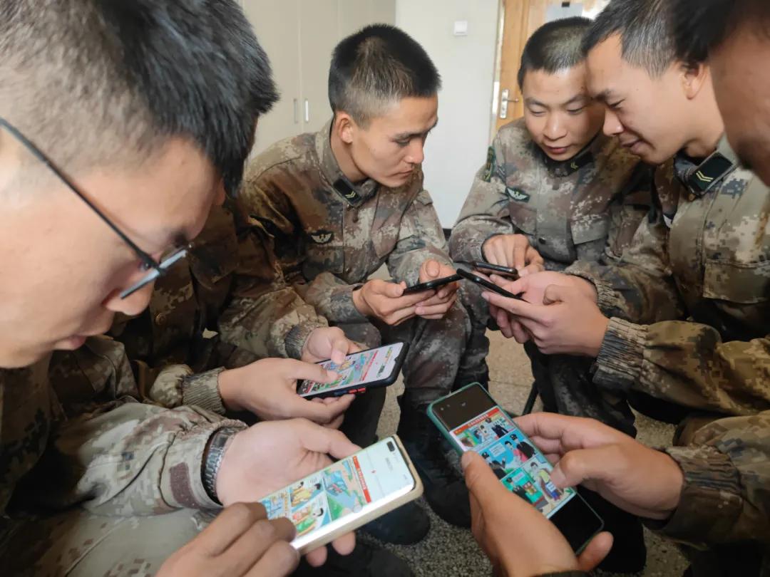 Guarding the military uniform, frontier officers and soldiers are in ...