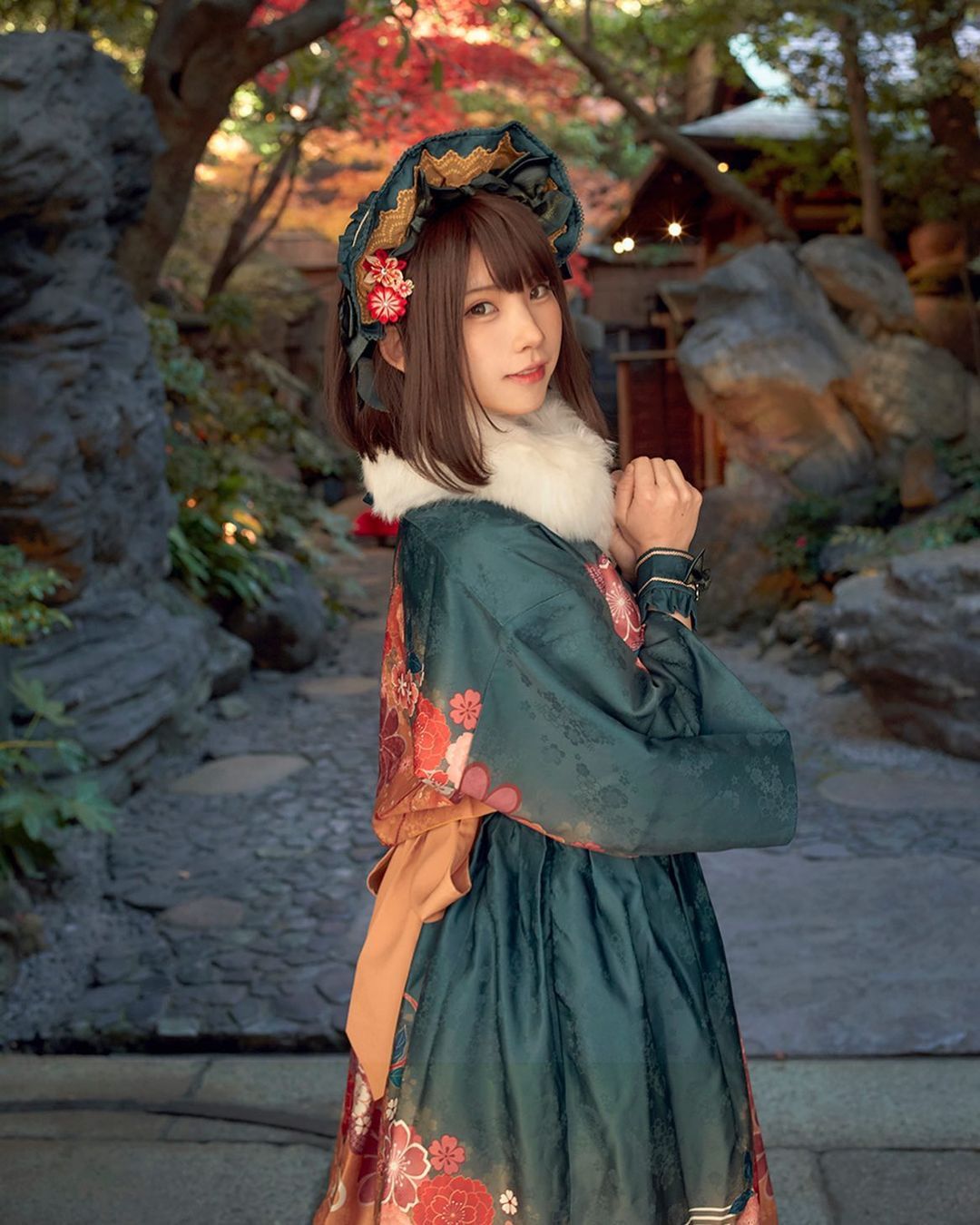 Enako, Japan's No. 1 cosplayer, love interview - iNEWS